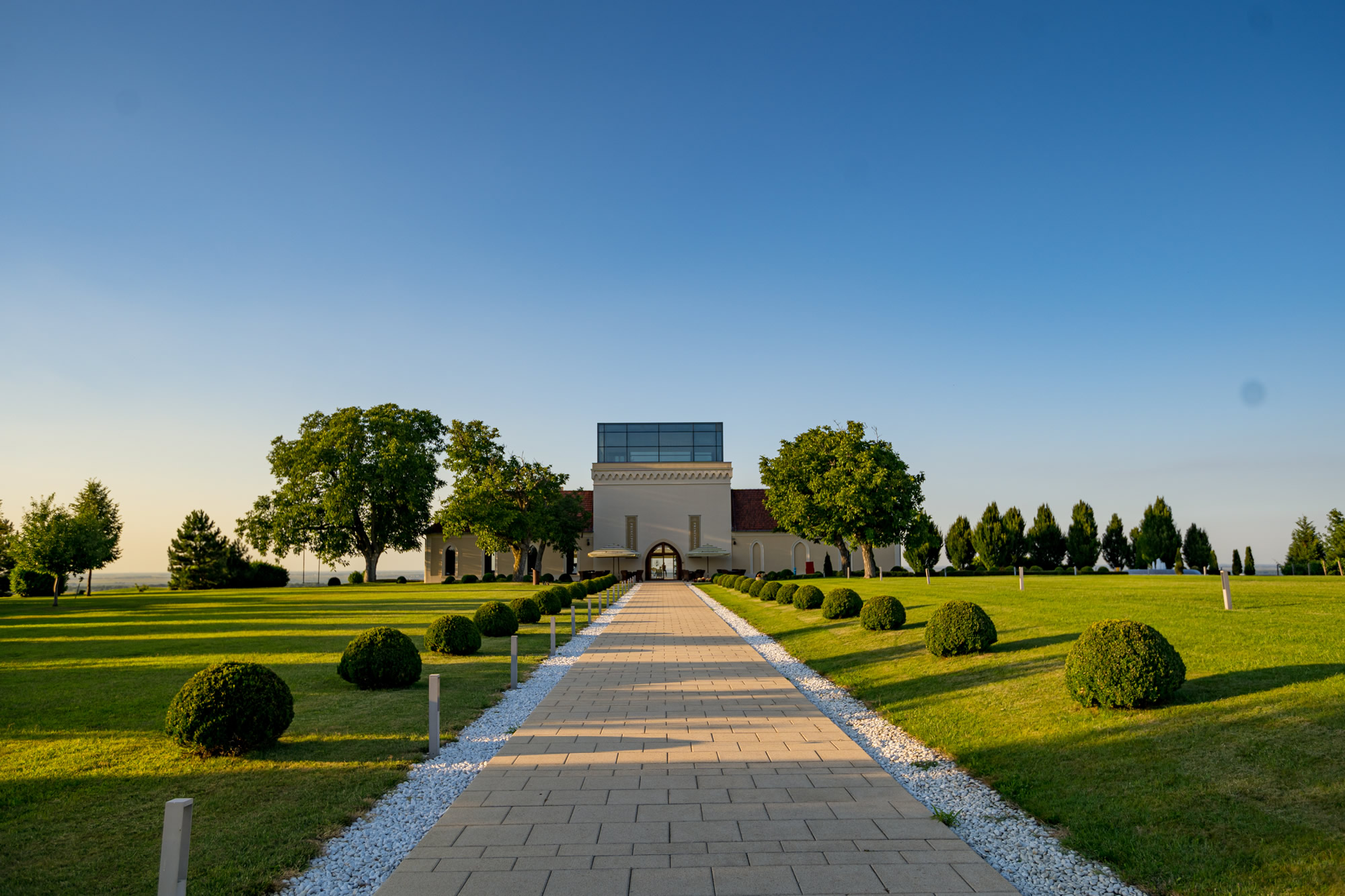 Visit Vukovar Srijem • Bogata vinom i gastronomijom